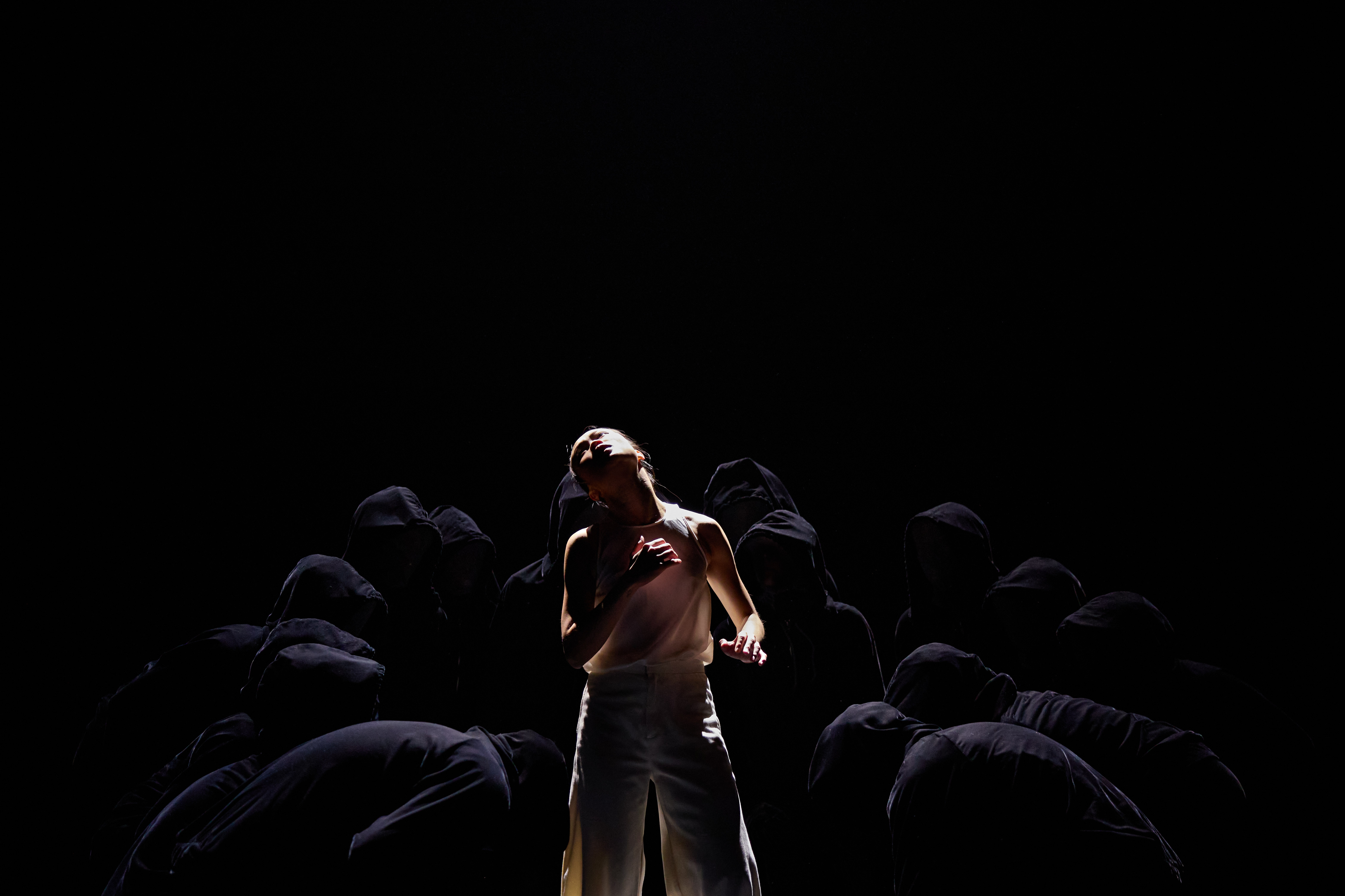 Connecting Continents: SWAY / BOLERO X / FRONTIER - Theater Bonn